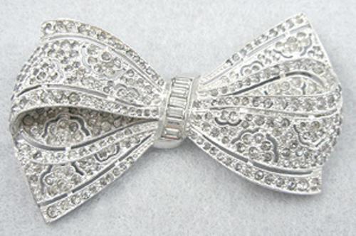 Boucher Rhinestone Bow Brooch - Garden Party Collection Vintage Jewelry